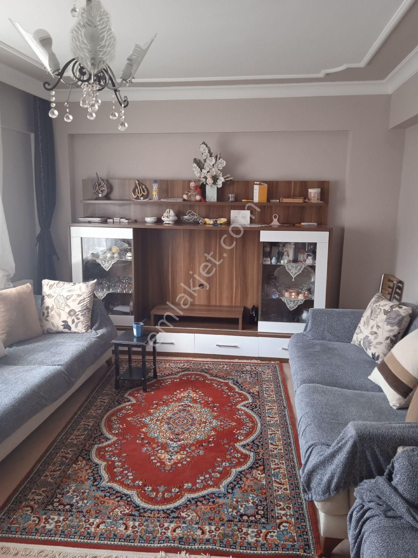 Emlakçıdan Bursa Gemlik Balıkpazarı Mahallesi 2+1 Satılık Daire 980.000 ...