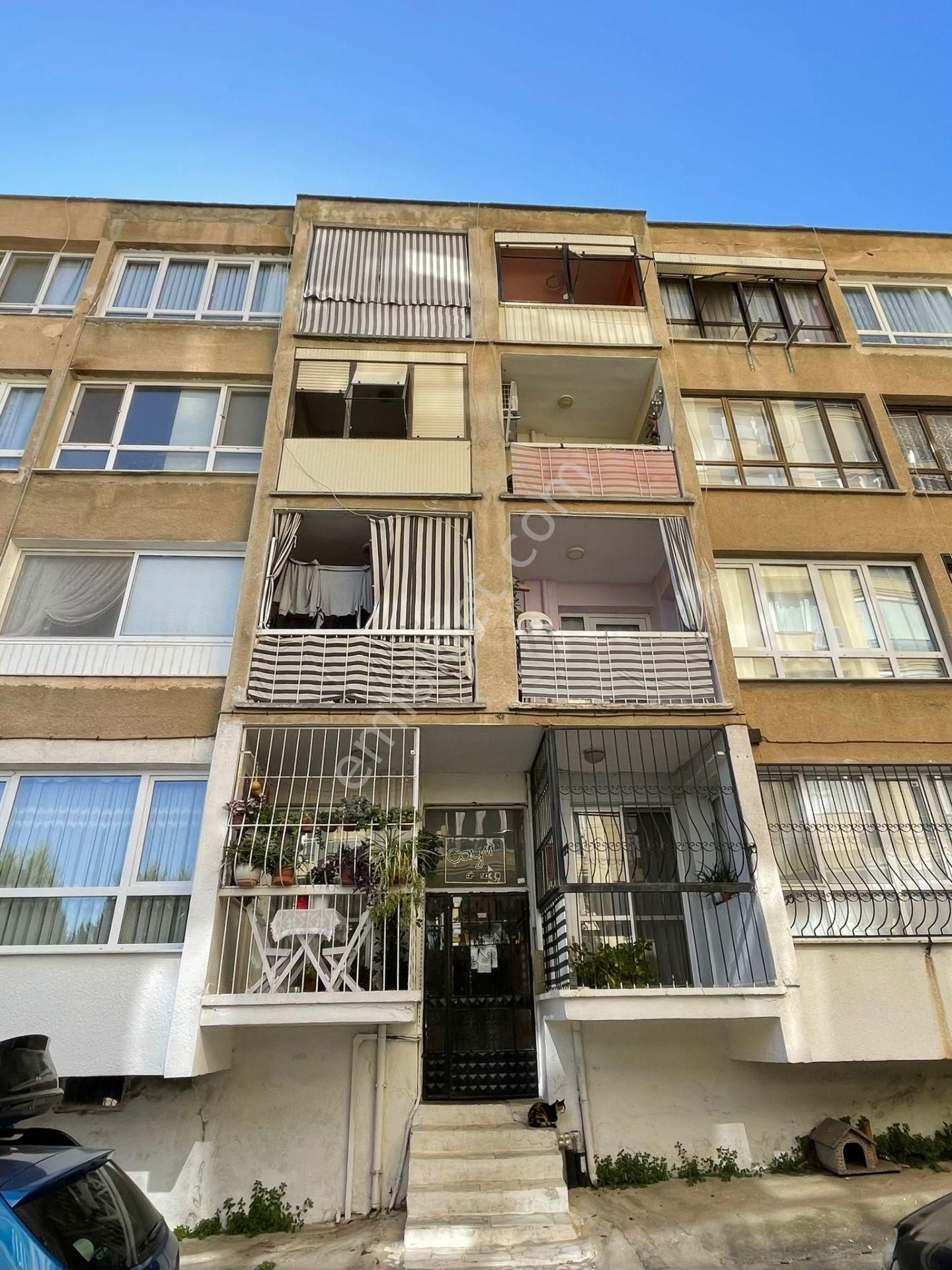 Emlakçıdan İzmir Balçova Çetin Emeç Mahallesi 3+1 Oda Satılık Daire ...