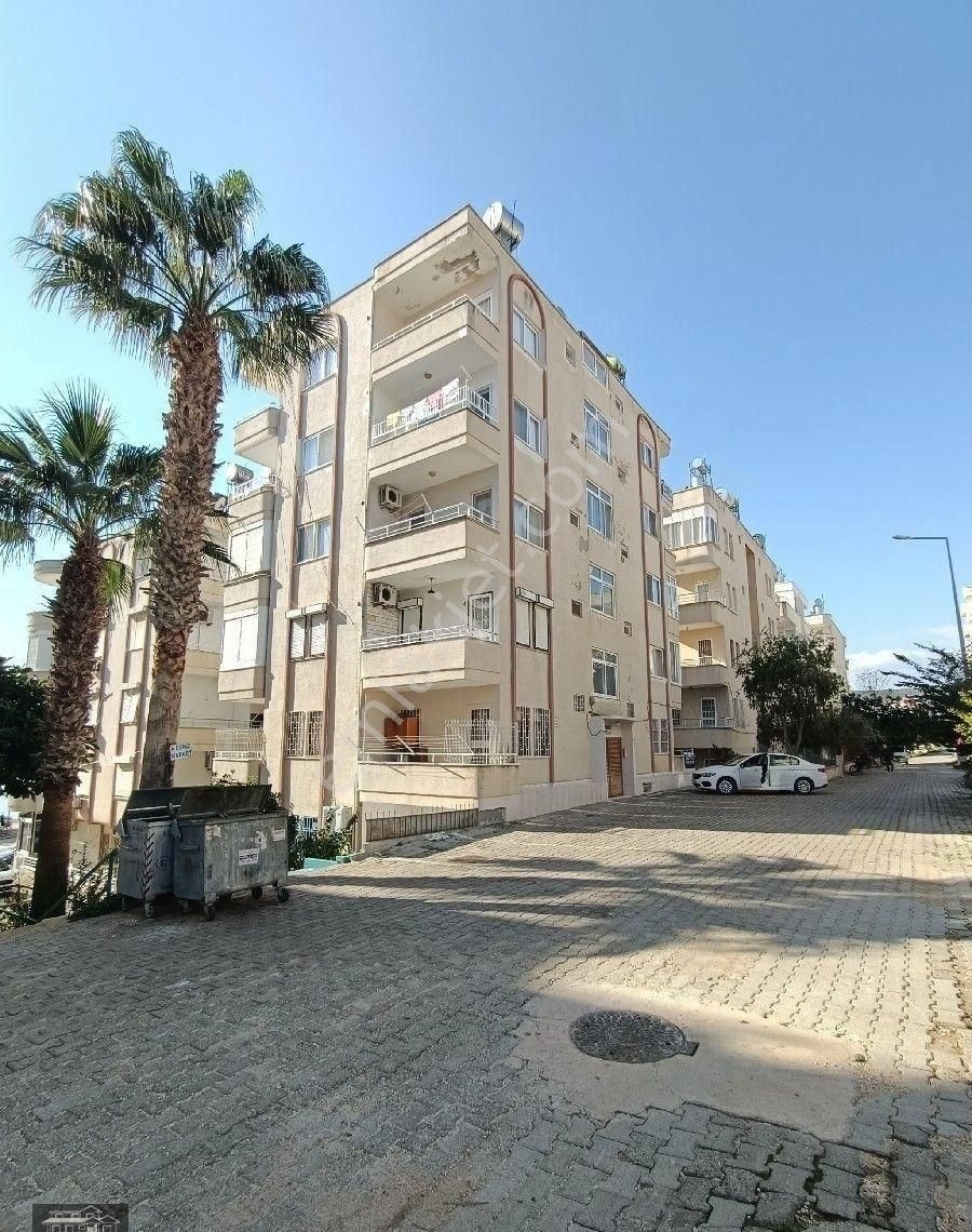 Emlakçıdan Mersin Silifke Atakent Mahallesi 1+1 Oda Satılık Daire ...