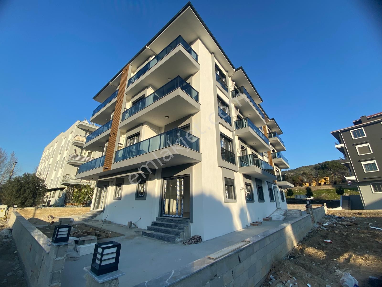 Emlakçıdan İzmir Selçuk Zafer Mahallesi 3+1 Oda Satılık Daire 3,000,000 ...