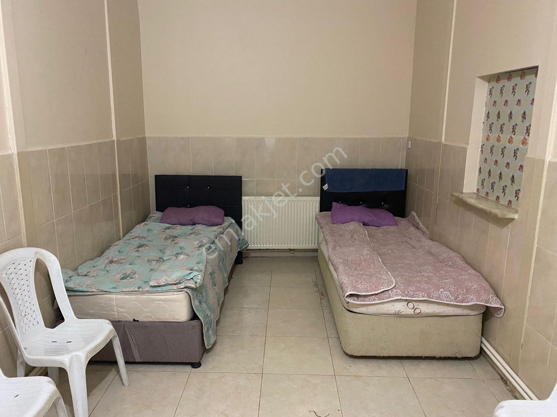 Emlakçıdan İstanbul Fatih Cerrahpaşa Mahallesi 1+1 Oda Kiralık Daire ...