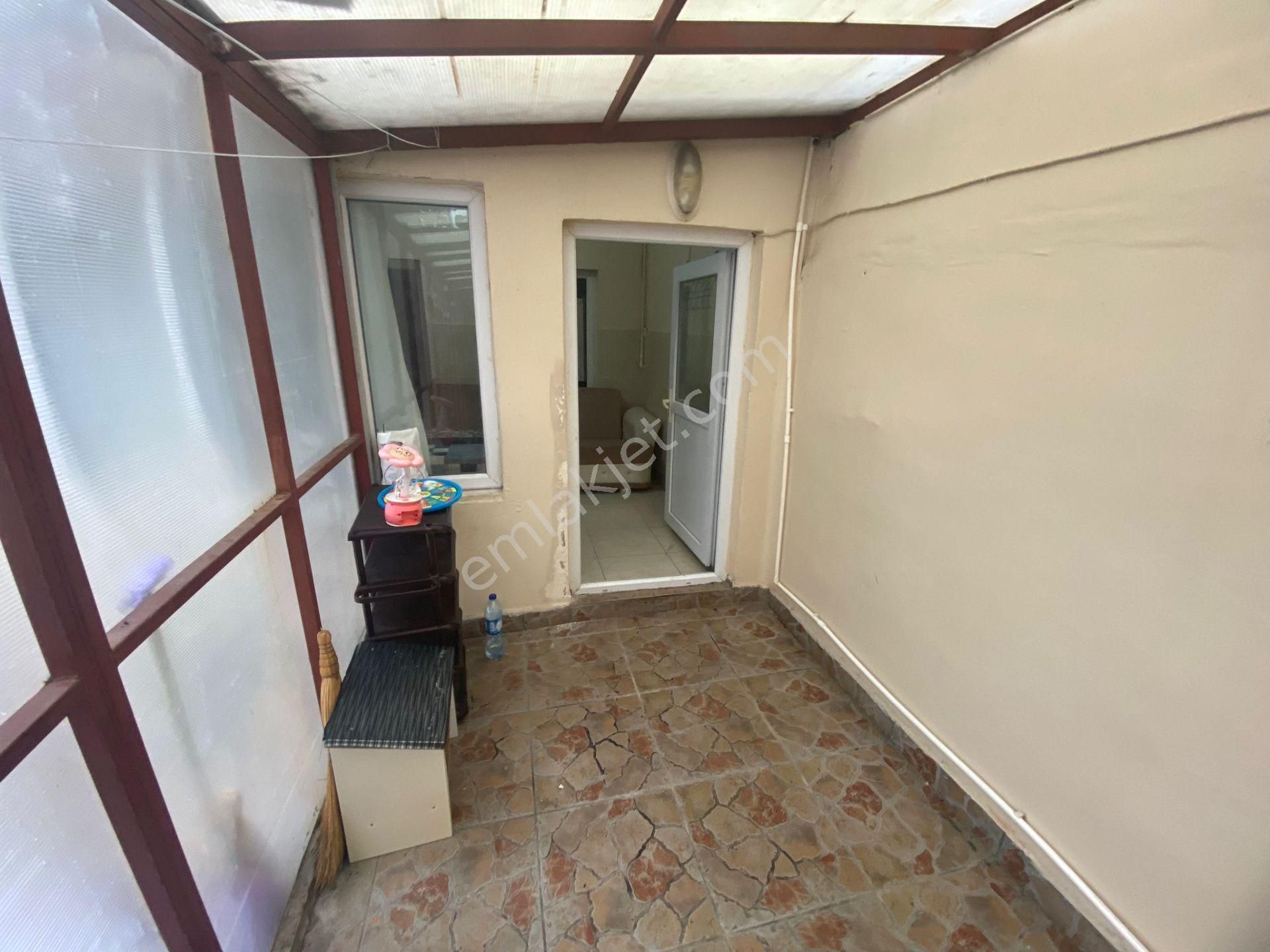 Emlakçıdan İstanbul Fatih Cerrahpaşa Mahallesi 1+1 Oda Kiralık Daire ...