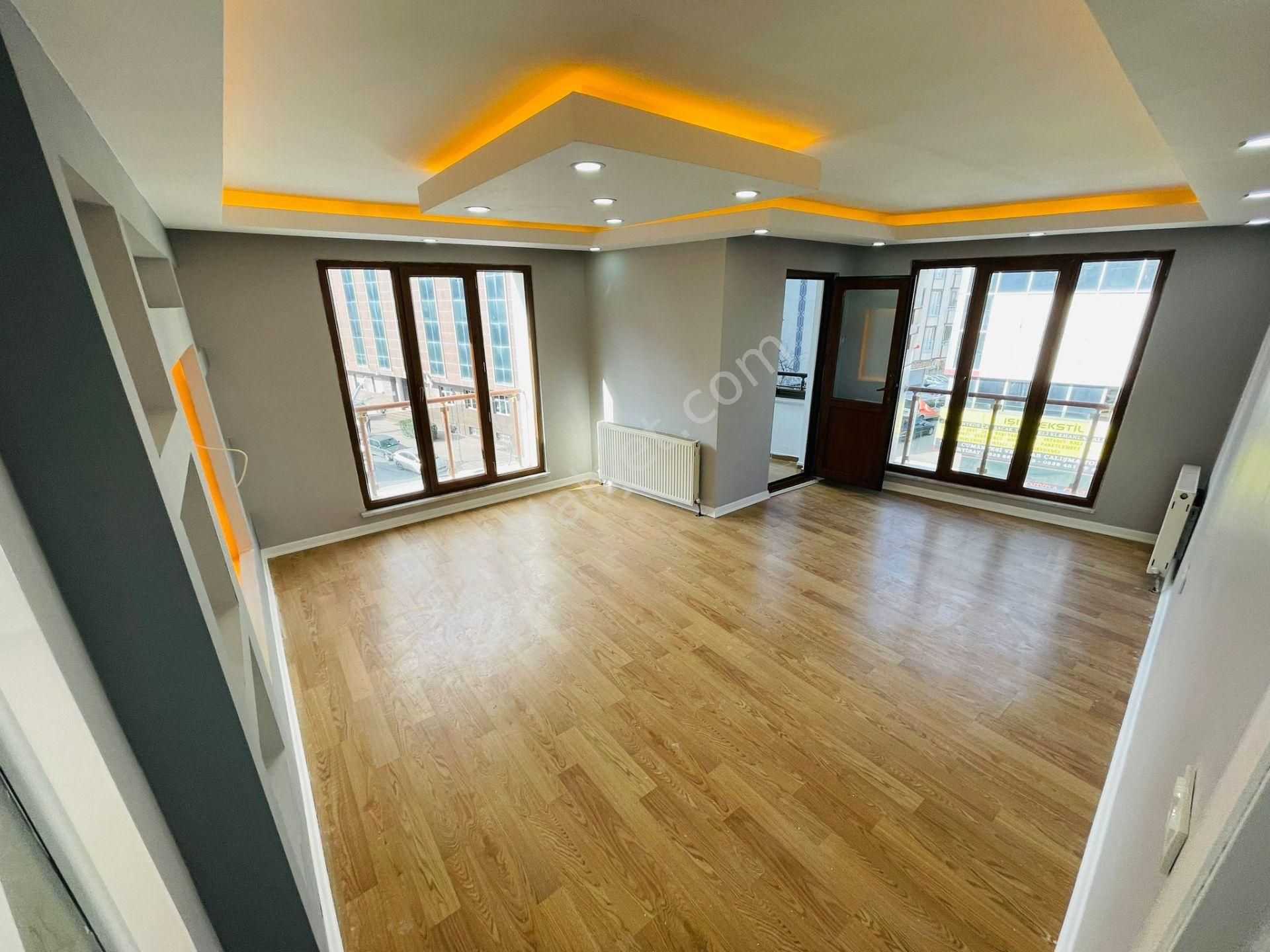 Emlakçıdan İstanbul Sultangazi Uğur Mumcu Mahallesi 3+1 Oda Satılık ...