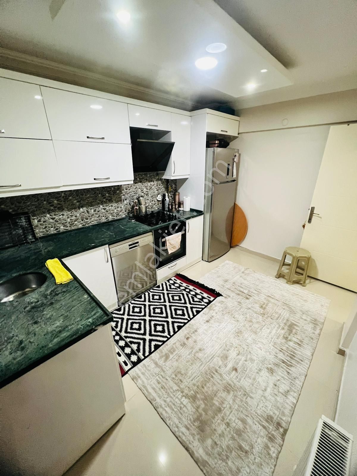 İnşaat Firmasından Manisa Yunusemre Mutlu Mahallesi 3+1 Oda Satılık Daire 1,475,000 TL #12824844