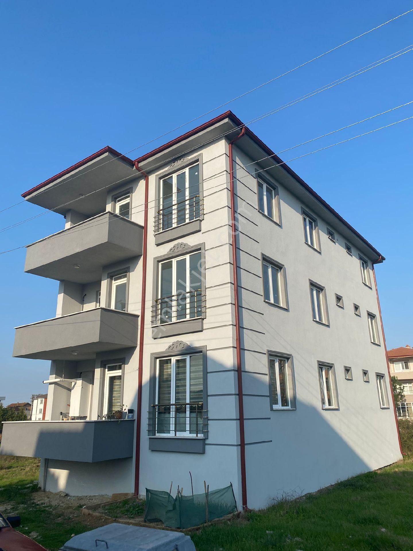 Emlakçıdan Sakarya Arifiye Neviye Mahallesi 3+1 Oda Satılık Daire ...