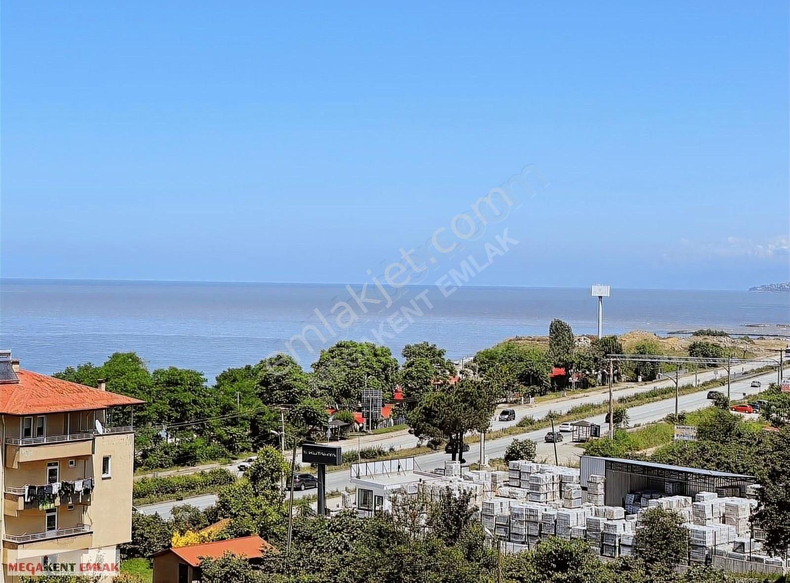 Megakent Emlak & Rent A Car Giresun Piraziz Maden Mahallesi 3+1 Oda ... Megakent Emlak & Rent A Car Giresun Piraziz Maden Mahallesi 3+1 Oda ...