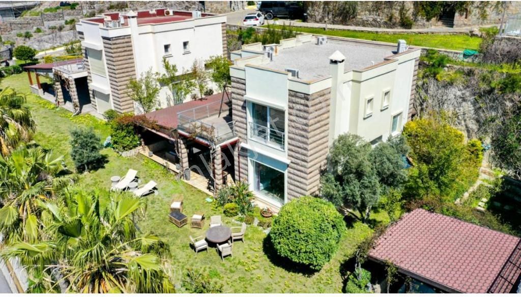Emlakçıdan Muğla Bodrum Dirmil Mahallesi 4+1 Oda Satılık Villa ...