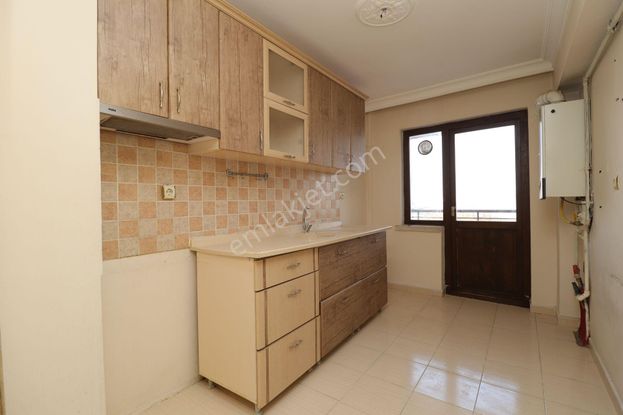 Akif Emlak Ankara Etimesgut Topçu Mahallesi 2+1 Oda Kiralık Daire ...